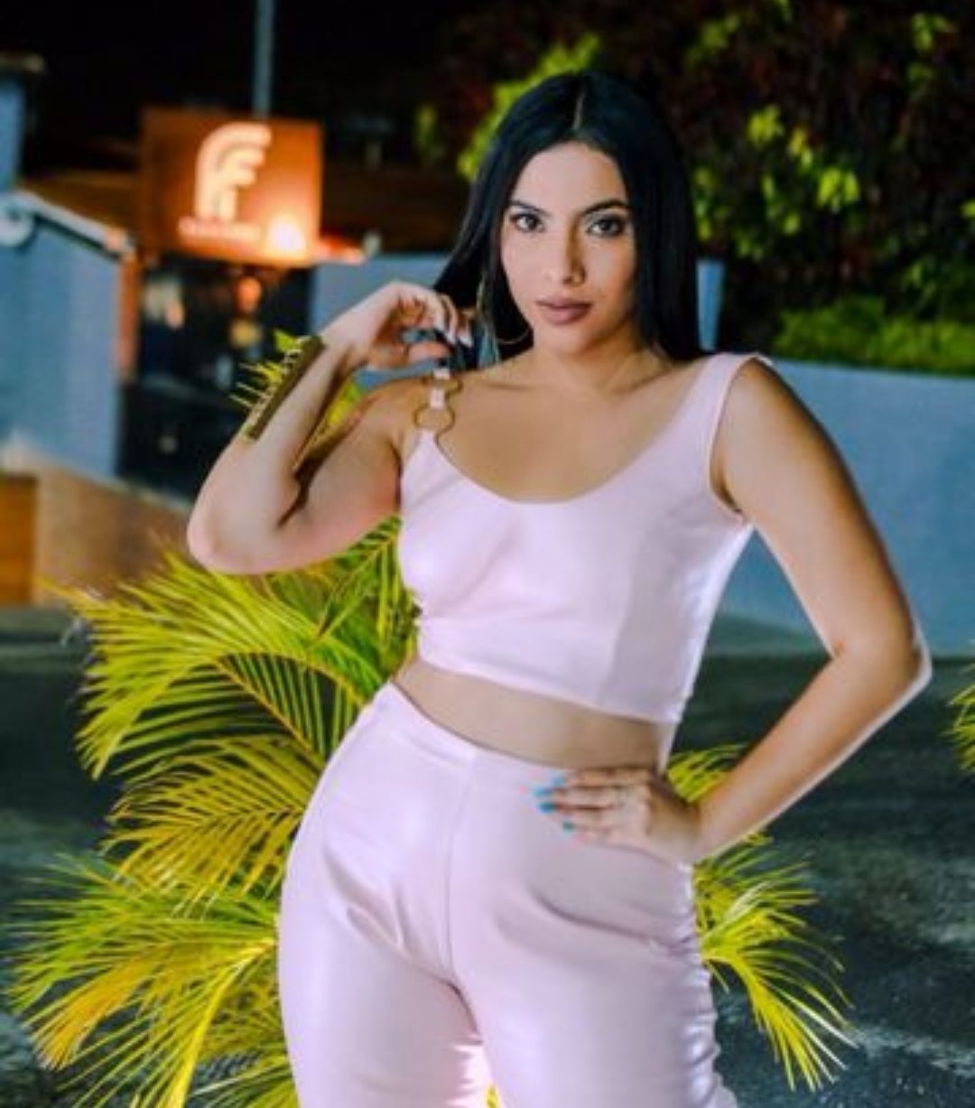 (VENEZUELA) CANTANDE DE VALLENATO LORENA GONZÁLEZ SUFRIÓ UN ACCIDENTE ...