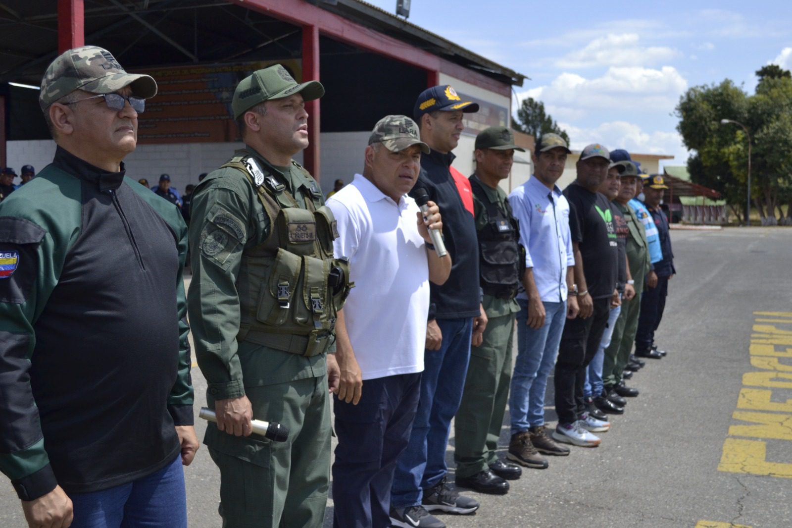 (VENEZUELA) ACTIVAN COMANDO UNIFICADO CONTRA INCENDIOS EN LARA ...
