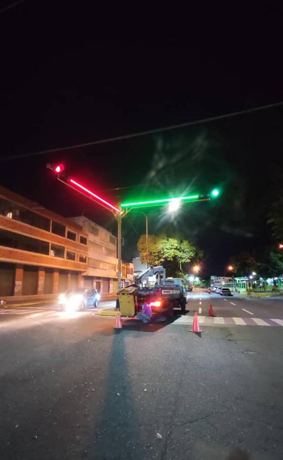 Venezuela AlcaldÍa De Iribarren Moderniza SemÁforos De La Ciudad 8976