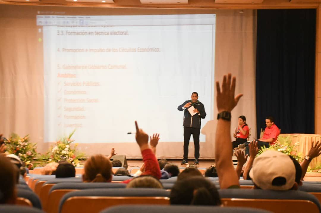 (VENEZUELA) PODER POPULAR LARENSE RATIFICA RESPALDO AL PRESIDENTE ...