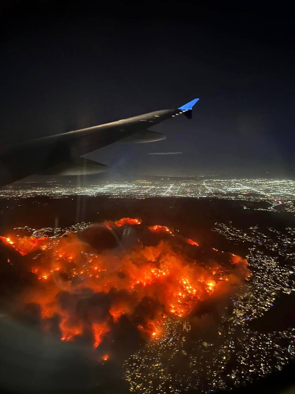 (EEUU) 10 FALLECIDOS HAN DEJADO LOS DEVASTADORES INCENDIOS EN LOS ÁNGELES - Venezolana de ...